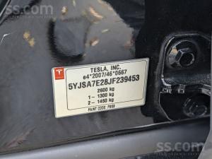 Melns Tesla Model S 2018 Jūrmala, ar dzinēja tilpumu 0.00 L un nobraukumu 0 tūkst. km par 16750 €, foto 30 vietnē AUTOMOTO.COM.LV