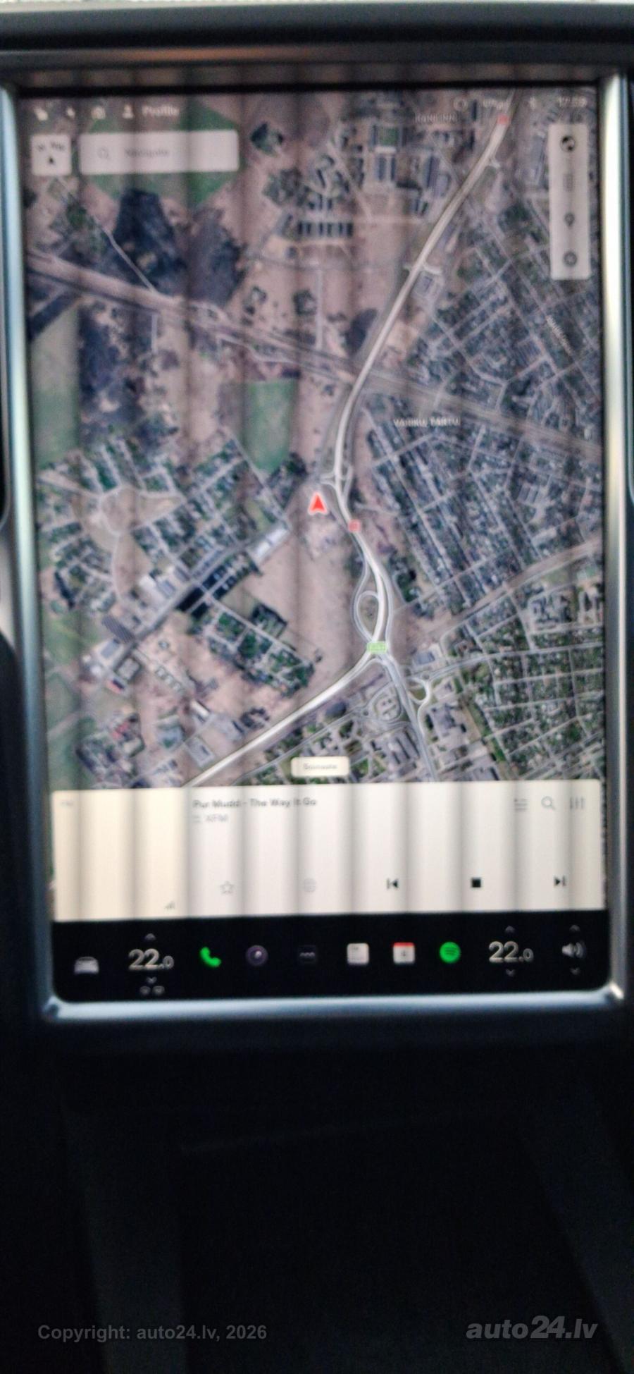 Melns Tesla Model S 2018 Tartu, ar dzinēja tilpumu 0.00 L un nobraukumu 122 tūkst. km par 23390 €, foto 12 vietnē AUTOMOTO.COM.LV