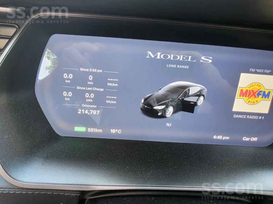 Черный Тесла Модель С 2019 в Рига, объемом двигателя 0.00 л и пробегом 220 тыс. км за 24900 €, фото 13 на AUTOMOTO.COM.LV
