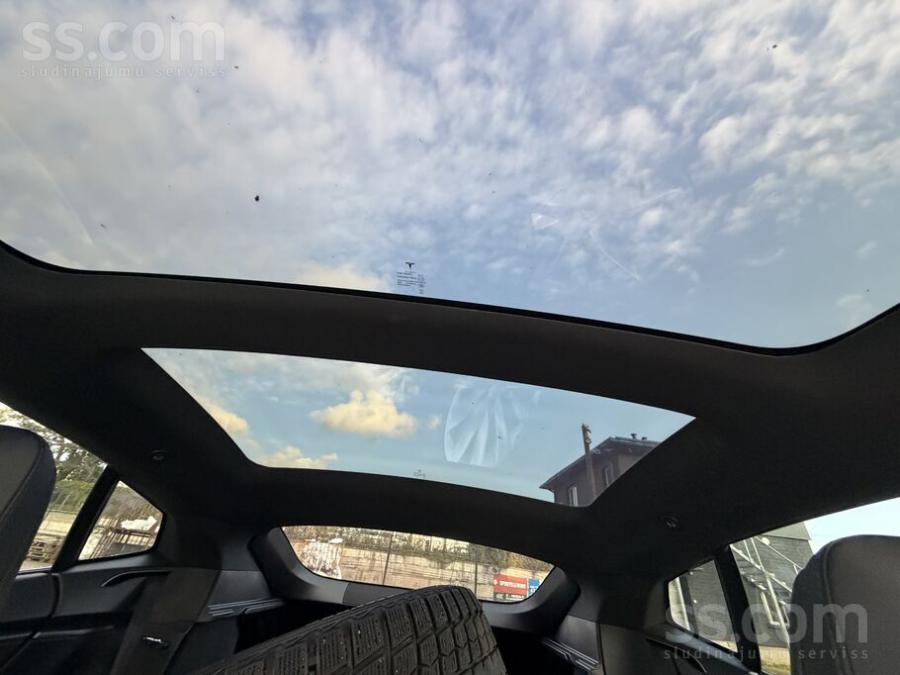 Black Tesla Model S 2019 in Riga, with an engine capacity of 0.00 L and mileage of 206 thousand km for 19777 €, photo 13 on AUTOMOTO.COM.LV