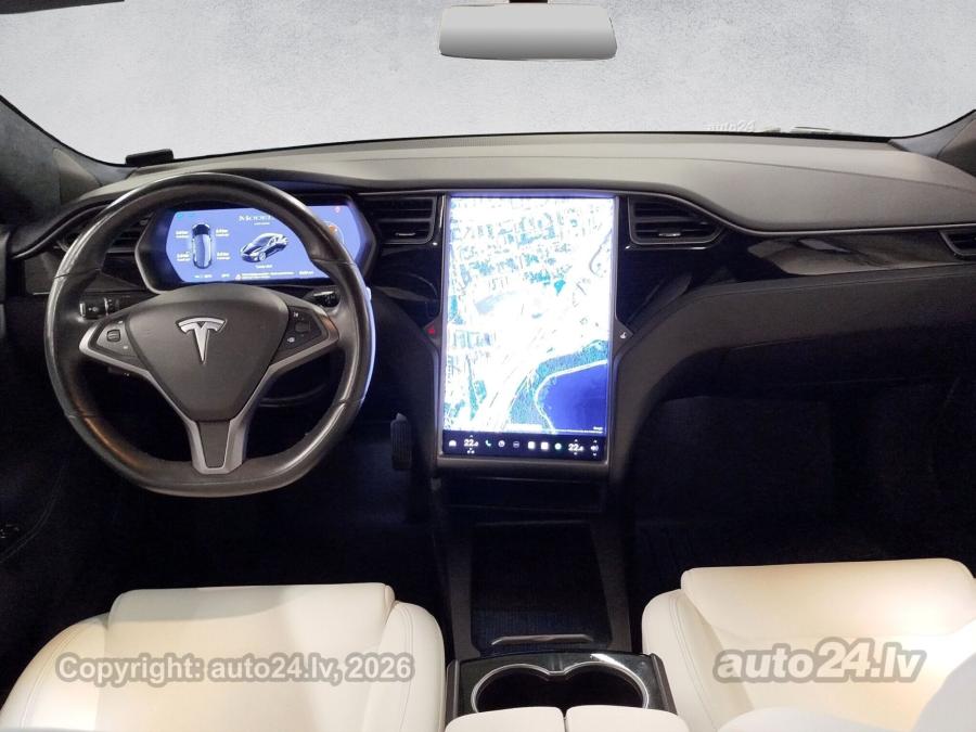 Black Tesla Model S 2020 in Tallinn, with an engine capacity of 0.00 L and mileage of 125 thousand km for 34990 €, photo 6 on AUTOMOTO.COM.LV