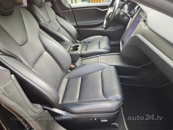 Black Tesla Model S 2020 in Tallinn, with an engine capacity of 0.00 L and mileage of 50 thousand km for 31450 €, photo 10 on AUTOMOTO.COM.LV