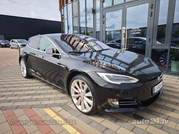 Black Tesla Model S 2020 in Tallinn, with an engine capacity of 0.00 L and mileage of 50 thousand km for 31450 €, photo 2 on AUTOMOTO.COM.LV
