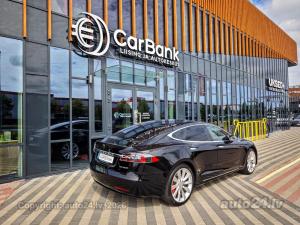 Black Tesla Model S 2020 in Tallinn, with an engine capacity of 0.00 L and mileage of 50 thousand km for 31450 €, photo 6 on AUTOMOTO.COM.LV