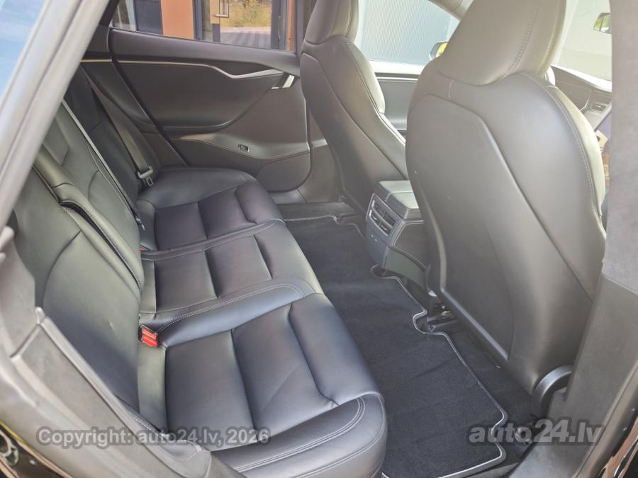 Black Tesla Model S 2020 in Tallinn, with an engine capacity of 0.00 L and mileage of 50 thousand km for 31450 €, photo 12 on AUTOMOTO.COM.LV
