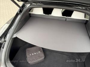 Black Tesla Model S 2020 in Tallinn, with an engine capacity of 0.00 L and mileage of 101 thousand km for 34900 €, photo 15 on AUTOMOTO.COM.LV