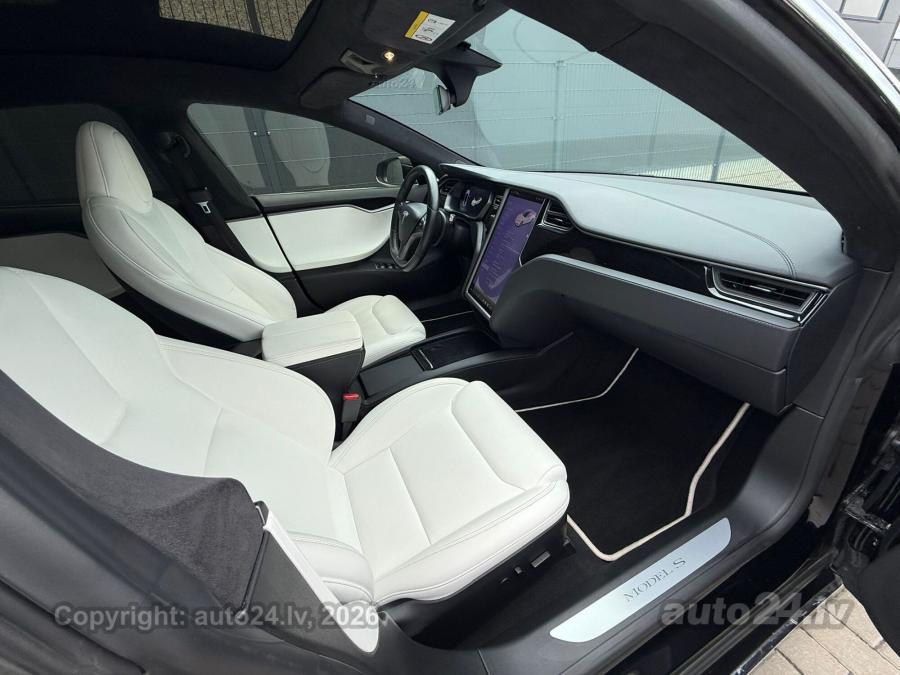 Black Tesla Model S 2020 in Tallinn, with an engine capacity of 0.00 L and mileage of 101 thousand km for 34900 €, photo 16 on AUTOMOTO.COM.LV