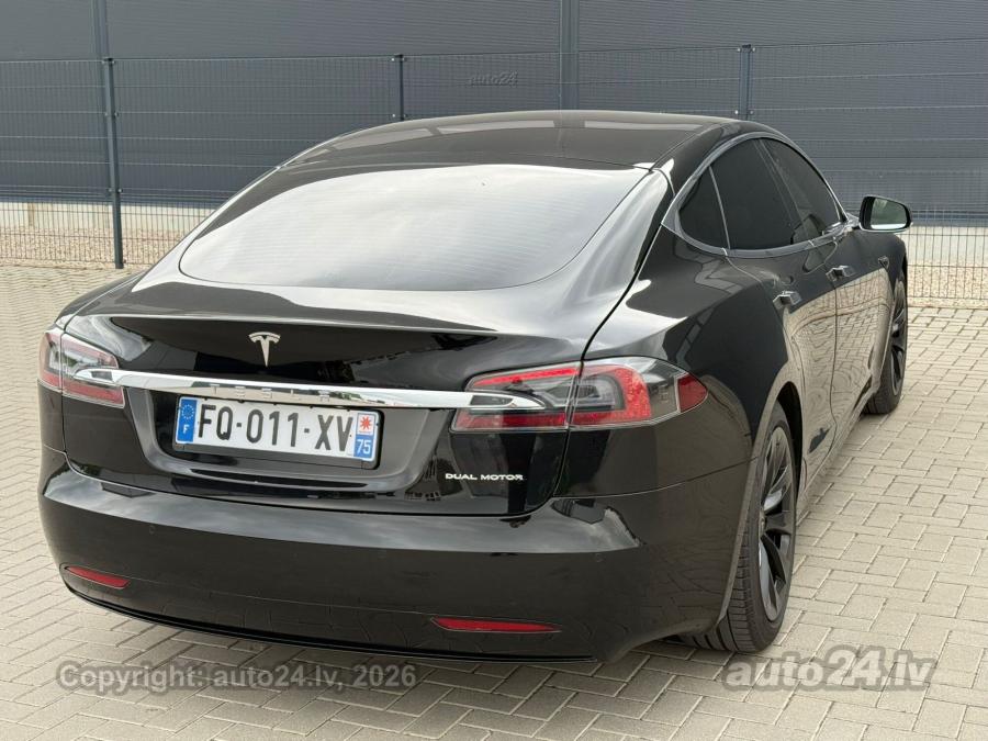 Black Tesla Model S 2020 in Tallinn, with an engine capacity of 0.00 L and mileage of 101 thousand km for 34900 €, photo 22 on AUTOMOTO.COM.LV
