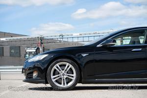 Melns Tesla Model S 2012 Tartu, ar dzinēja tilpumu 0.00 L un nobraukumu 175 tūkst. km par 12999 €, foto 10 vietnē AUTOMOTO.COM.LV
