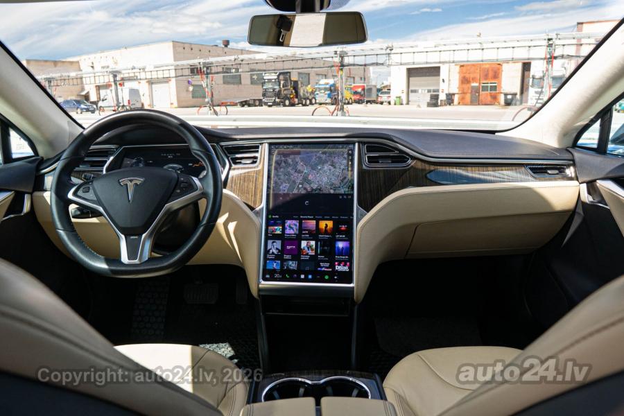 Melns Tesla Model S 2012 Tartu, ar dzinēja tilpumu 0.00 L un nobraukumu 175 tūkst. km par 12999 €, foto 15 vietnē AUTOMOTO.COM.LV
