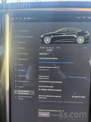 Black Tesla Model S 2014 in Riga, with an engine capacity of 0.00 L and mileage of 218 thousand km for 12600 €, photo 22 on AUTOMOTO.COM.LV