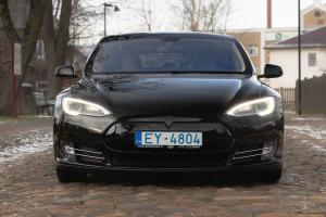 Melns Tesla Model S 2014 Jelgava, ar dzinēja tilpumu 0.00 L un nobraukumu 250 tūkst. km par 15500 €, foto 4 vietnē AUTOMOTO.COM.LV
