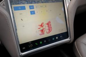 Melns Tesla Model S 2014 Jelgava, ar dzinēja tilpumu 0.00 L un nobraukumu 250 tūkst. km par 15500 €, foto 15 vietnē AUTOMOTO.COM.LV