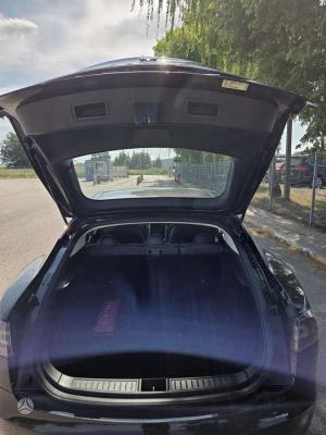 Black Tesla Model S 2014 in Marijampole, with an engine capacity of 0.00 L and mileage of 262 thousand km for 11950 €, photo 19 on AUTOMOTO.COM.LV