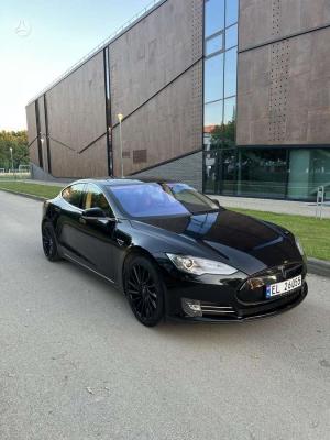 Black Tesla Model S 2014 in Klaipeda, with an engine capacity of 0.00 L and mileage of 205 thousand km for 12400 €, photo  on AUTOMOTO.COM.LV