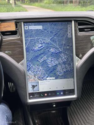 Melns Tesla Model S 2014 Kauņa, ar dzinēja tilpumu 0.00 L un nobraukumu 142 tūkst. km par 12500 €, foto 9 vietnē AUTOMOTO.COM.LV