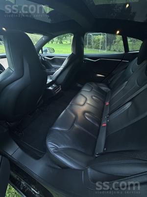 Melns Tesla Model S 2015 Jelgava, ar dzinēja tilpumu 0.00 L un nobraukumu 194 tūkst. km par 189000 €, foto 7 vietnē AUTOMOTO.COM.LV