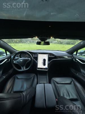 Melns Tesla Model S 2015 Jelgava, ar dzinēja tilpumu 0.00 L un nobraukumu 194 tūkst. km par 189000 €, foto 9 vietnē AUTOMOTO.COM.LV