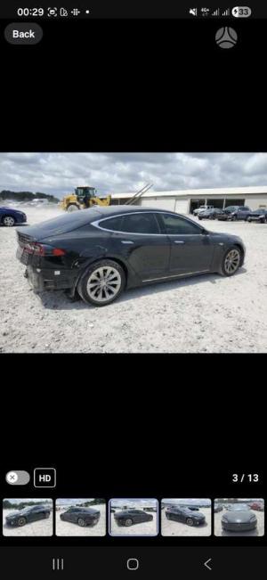 Melns Tesla Model S 2016 Klaipėda, ar dzinēja tilpumu 0.00 L un nobraukumu 100 tūkst. km par 13000 €, foto 4 vietnē AUTOMOTO.COM.LV
