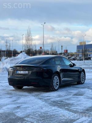 Melns Tesla Model S 2017 Rīga, ar dzinēja tilpumu 0.00 L un nobraukumu 175 tūkst. km par 20900 €, foto 4 vietnē AUTOMOTO.COM.LV
