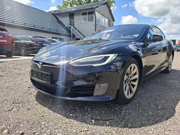 Melns Tesla Model S 2017 Marijampole, ar dzinēja tilpumu 0.00 L un nobraukumu 234 tūkst. km par 9100 €, foto 1 vietnē AUTOMOTO.COM.LV