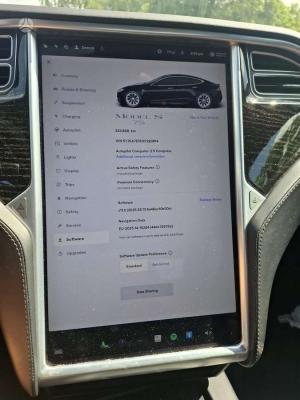 Melns Tesla Model S 2017 Marijampole, ar dzinēja tilpumu 0.00 L un nobraukumu 234 tūkst. km par 9100 €, foto 12 vietnē AUTOMOTO.COM.LV