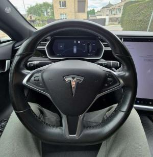 Melns Tesla Model S 2017 Kauņa, ar dzinēja tilpumu 0.00 L un nobraukumu 186 tūkst. km par 15999 €, foto 11 vietnē AUTOMOTO.COM.LV