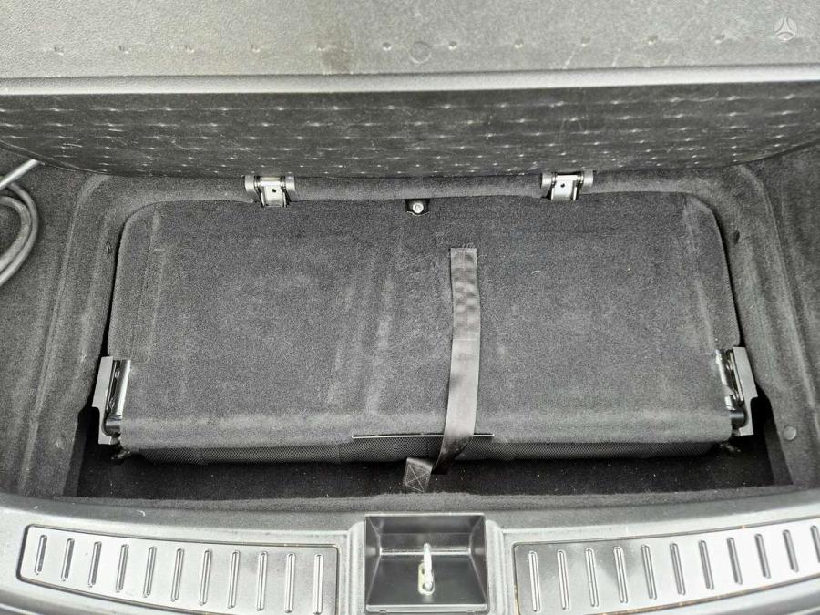 Melns Tesla Model S 2017 Kauņa, ar dzinēja tilpumu 0.00 L un nobraukumu 186 tūkst. km par 15999 €, foto 19 vietnē AUTOMOTO.COM.LV