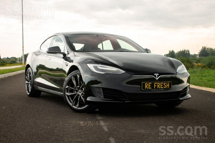 Melns Tesla Model S 2017 Jelgava, ar dzinēja tilpumu 0.00 L un nobraukumu 234 tūkst. km par 17100 €, foto 1 vietnē AUTOMOTO.COM.LV