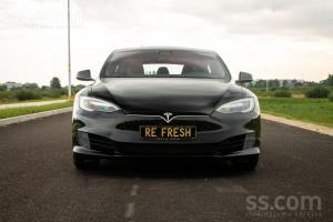 Melns Tesla Model S 2017 Jelgava, ar dzinēja tilpumu 0.00 L un nobraukumu 234 tūkst. km par 17100 €, foto 3 vietnē AUTOMOTO.COM.LV