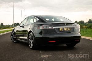Melns Tesla Model S 2017 Jelgava, ar dzinēja tilpumu 0.00 L un nobraukumu 234 tūkst. km par 17100 €, foto 5 vietnē AUTOMOTO.COM.LV