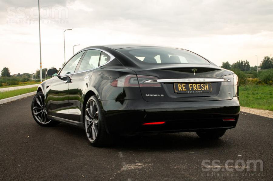 Melns Tesla Model S 2017 Jelgava, ar dzinēja tilpumu 0.00 L un nobraukumu 234 tūkst. km par 17100 €, foto 5 vietnē AUTOMOTO.COM.LV