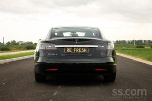 Melns Tesla Model S 2017 Jelgava, ar dzinēja tilpumu 0.00 L un nobraukumu 234 tūkst. km par 17100 €, foto 6 vietnē AUTOMOTO.COM.LV