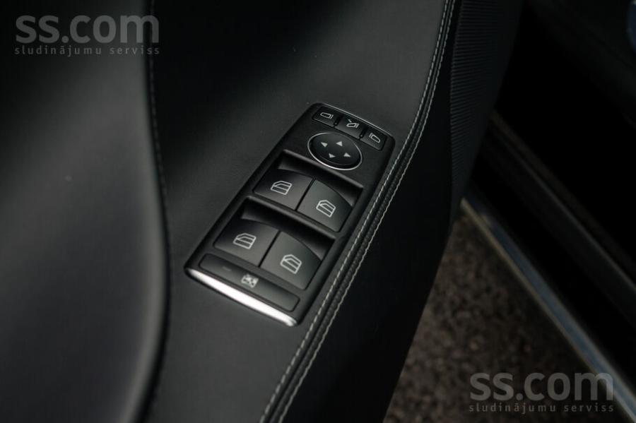Melns Tesla Model S 2017 Jelgava, ar dzinēja tilpumu 0.00 L un nobraukumu 234 tūkst. km par 17100 €, foto 20 vietnē AUTOMOTO.COM.LV