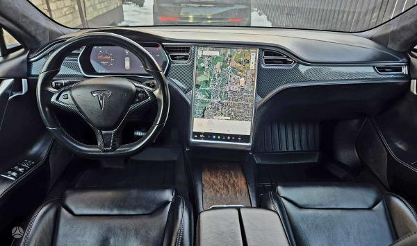 Melns Tesla Model S 2018 Kauņa, ar dzinēja tilpumu 0.00 L un nobraukumu 130 tūkst. km par 22999 €, foto 10 vietnē AUTOMOTO.COM.LV