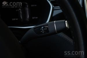 Black Tesla Model S 2018 in Jelgava, with an engine capacity of 0.00 L and mileage of 148 thousand km for 18900 €, photo 13 on AUTOMOTO.COM.LV