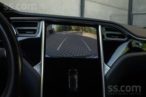 Black Tesla Model S 2018 in Jelgava, with an engine capacity of 0.00 L and mileage of 148 thousand km for 18900 €, photo 17 on AUTOMOTO.COM.LV