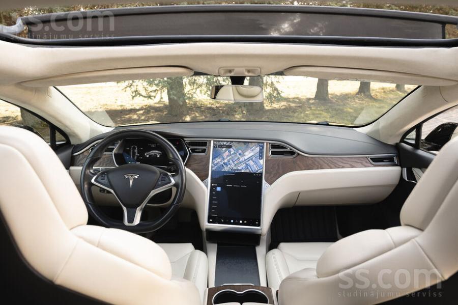Melns Tesla Model S 2018 Rēzekne, ar dzinēja tilpumu 0.00 L un nobraukumu 132 tūkst. km par 23600 €, foto 10 vietnē AUTOMOTO.COM.LV