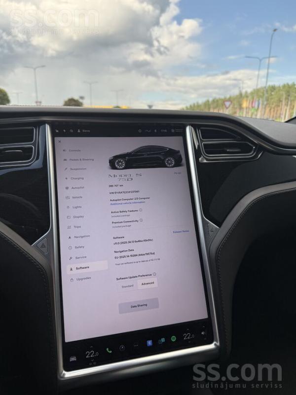 Melns Tesla Model S 2018 Rīga, ar dzinēja tilpumu 0.00 L un nobraukumu 290 tūkst. km par 16250 €, foto 4 vietnē AUTOMOTO.COM.LV