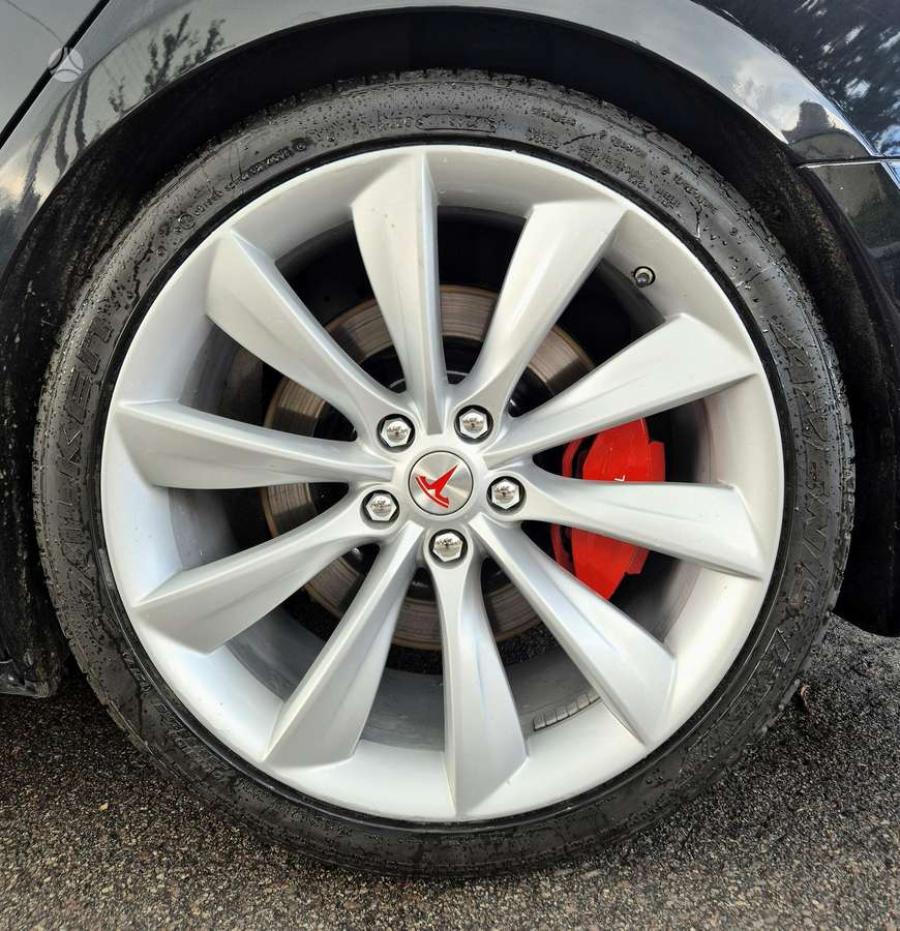 Melns Tesla Model S 2018 Kauņa, ar dzinēja tilpumu 0.00 L un nobraukumu 174 tūkst. km par 17999 €, foto 11 vietnē AUTOMOTO.COM.LV