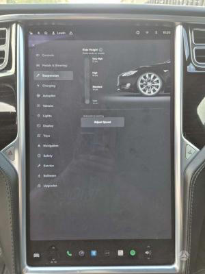 Melns Tesla Model S 2018 Kauņa, ar dzinēja tilpumu 0.00 L un nobraukumu 174 tūkst. km par 17999 €, foto 27 vietnē AUTOMOTO.COM.LV
