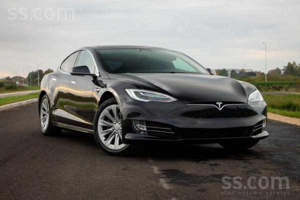 Melns Tesla Model S 2018 Jelgava, ar dzinēja tilpumu 0.00 L un nobraukumu 219 tūkst. km par 18500 €, foto 1 vietnē AUTOMOTO.COM.LV