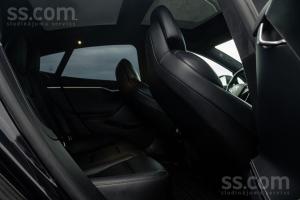 Melns Tesla Model S 2018 Jelgava, ar dzinēja tilpumu 0.00 L un nobraukumu 219 tūkst. km par 18500 €, foto 9 vietnē AUTOMOTO.COM.LV