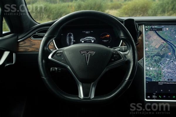 Melns Tesla Model S 2018 Jelgava, ar dzinēja tilpumu 0.00 L un nobraukumu 219 tūkst. km par 18500 €, foto 11 vietnē AUTOMOTO.COM.LV