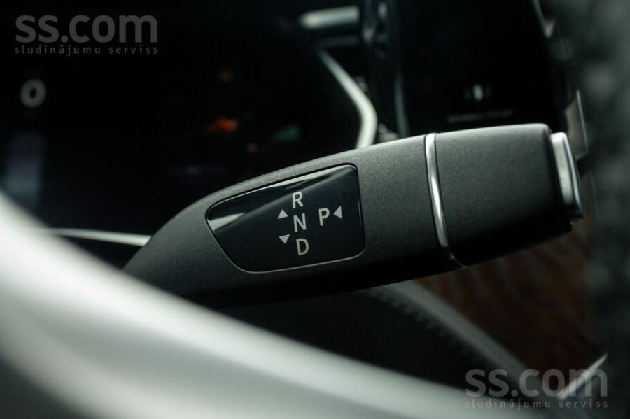 Melns Tesla Model S 2018 Jelgava, ar dzinēja tilpumu 0.00 L un nobraukumu 219 tūkst. km par 18500 €, foto 14 vietnē AUTOMOTO.COM.LV