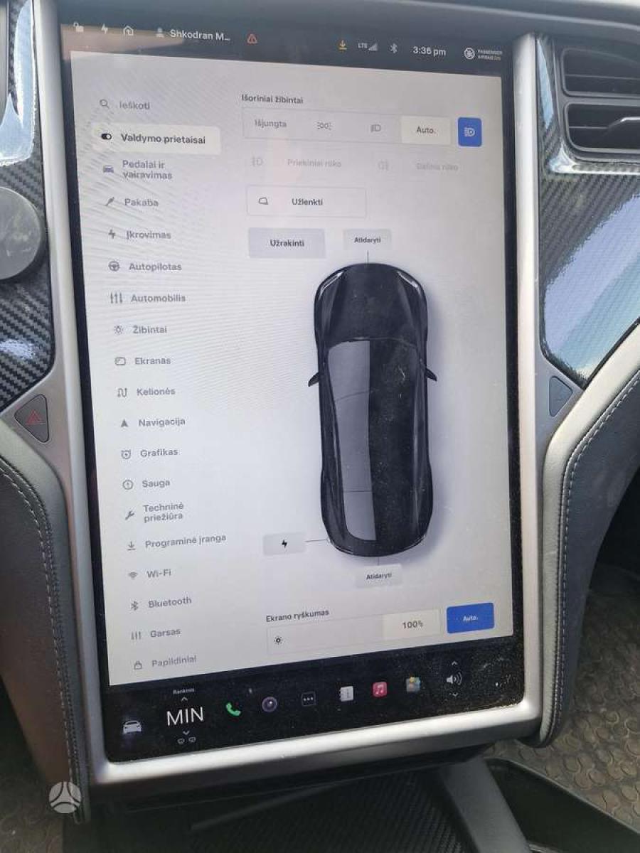 Black Tesla Model S 2019 in Marijampole, with an engine capacity of 0.00 L and mileage of 470 thousand km for 9900 €, photo 21 on AUTOMOTO.COM.LV
