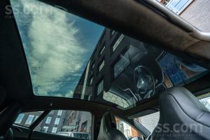 Black Tesla Model S 2020 in Riga, with an engine capacity of 0.00 L and mileage of 98 thousand km for 33500 €, photo 20 on AUTOMOTO.COM.LV