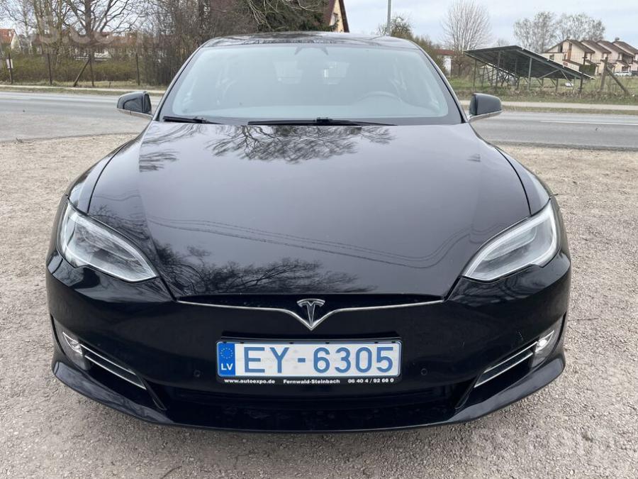 Black Tesla Model S 2020 in Riga, with an engine capacity of 0.00 L and mileage of 168 thousand km for 31490 €, photo 9 on AUTOMOTO.COM.LV