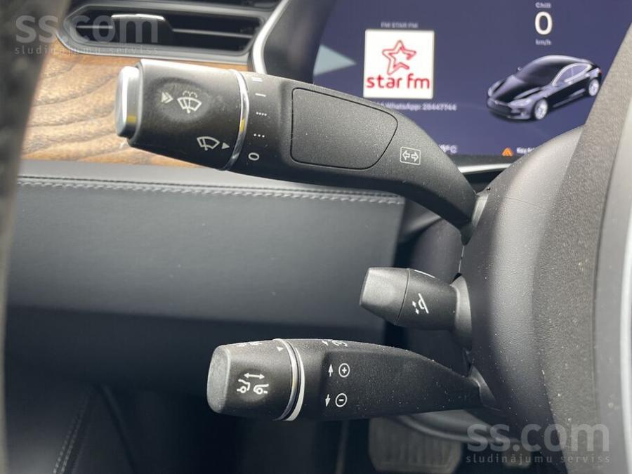 Black Tesla Model S 2020 in Riga, with an engine capacity of 0.00 L and mileage of 168 thousand km for 31490 €, photo 24 on AUTOMOTO.COM.LV