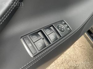 Black Tesla Model S 2020 in Riga, with an engine capacity of 0.00 L and mileage of 168 thousand km for 31490 €, photo 32 on AUTOMOTO.COM.LV